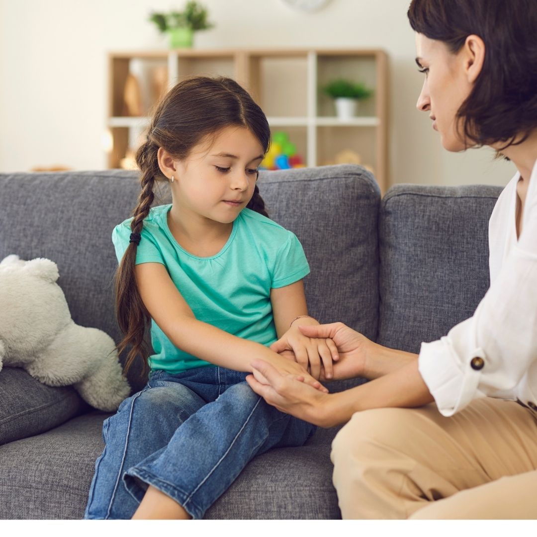 Is Your Toddler An Introvert? || Tips For Parents To Raise Introverted ...